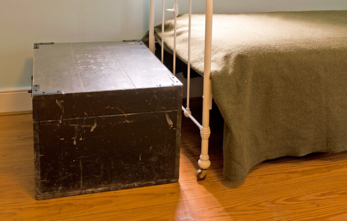 How do we find the right furnishings for each historic lockhouse? – C&O ...